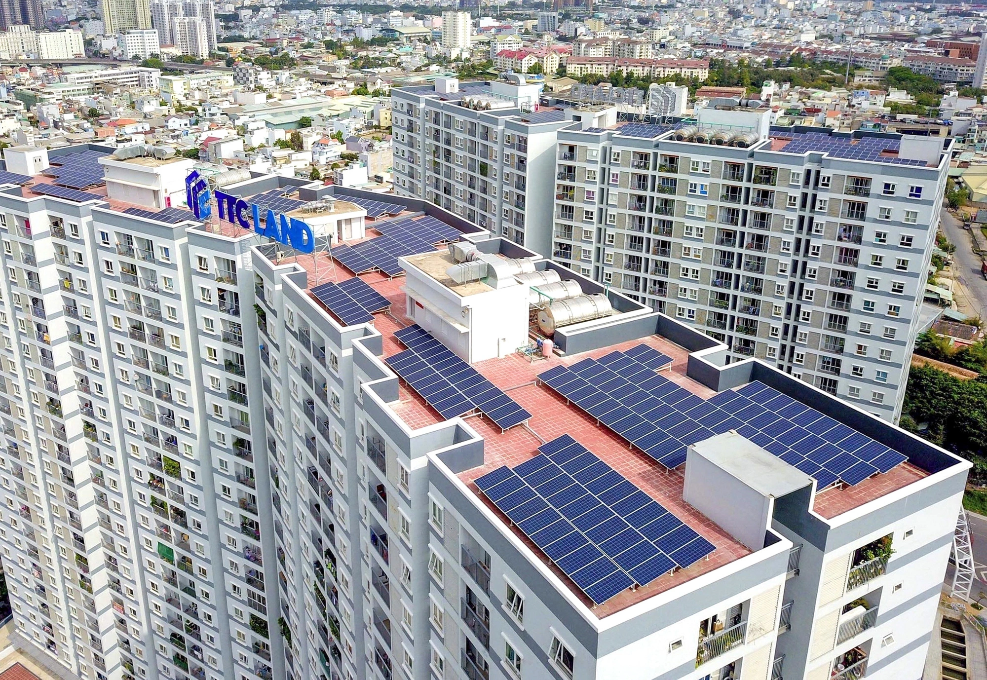 Ngóng chính sách điện mặt trời áp mái – CÔNG TY TNHH E-TECH SOLUTIONS